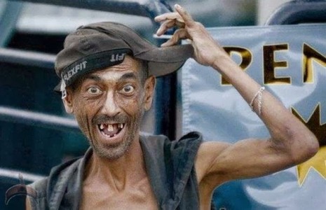 Funny Jokes: Akpos the comedian Spotted At the Border - Ọmọ Oòduà