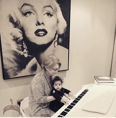 Photo: Mikel Obi's Daughter In Piano Lesson With Her Grandma - Ọmọ Oòduà