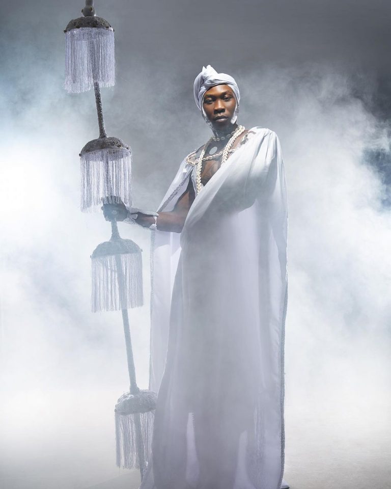 Ọbatala, Obatasaa Oba Takun Takun: Seun Kuti Glows in Forefathers Atire ...